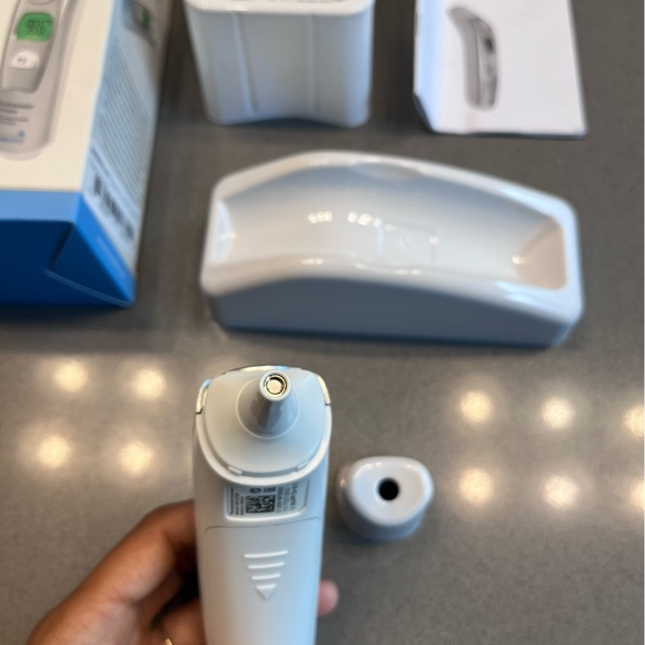 Innovo | Other | Innovo Medical Ear And Forehead Digital Thermometer ...